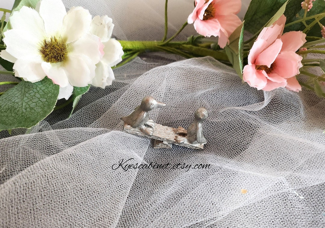 Spoontiques Pewter penguins on Seesaw, Penguin Pewter Figurine ...