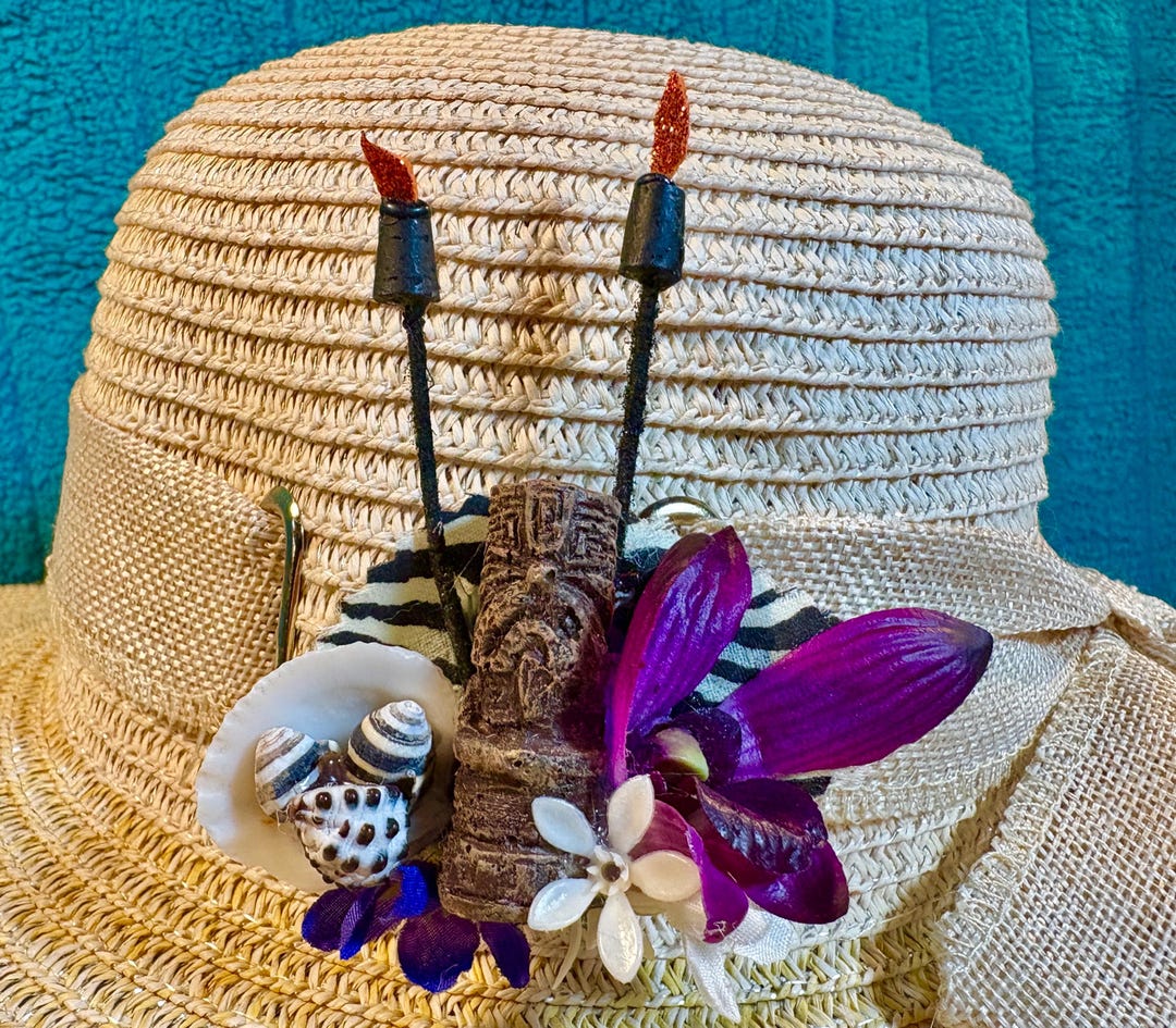 Mini Ku Tiki God Hawaiian Tiki Torch Flowers HAT FOB Ribbon Decor ...