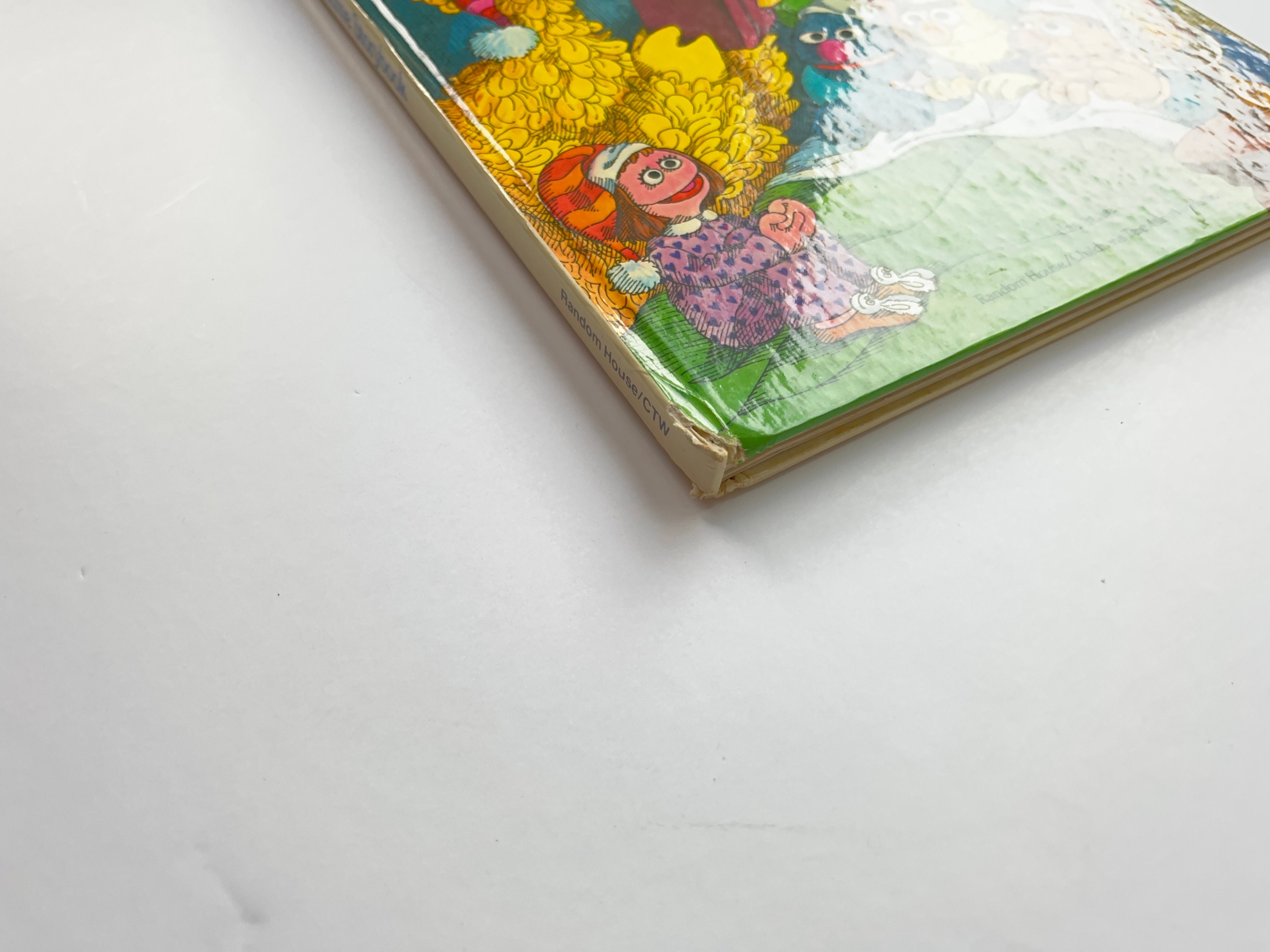 The Sesame Street Bedtime Storybook, Featuring Jim Henson's Muppets ...