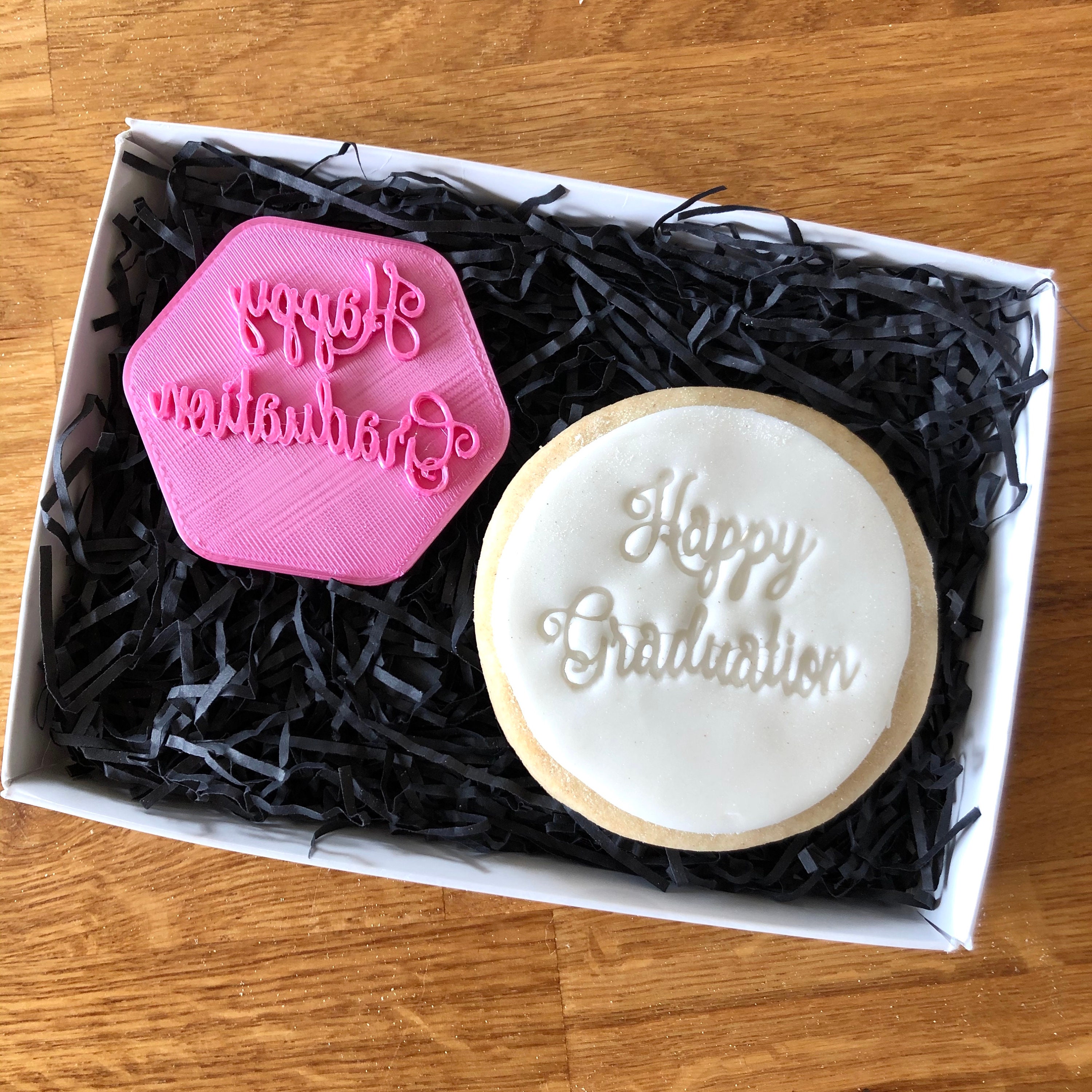 Home & Hobby Icing Embosser Graduation Cookie Embosser Class of 2020 ...