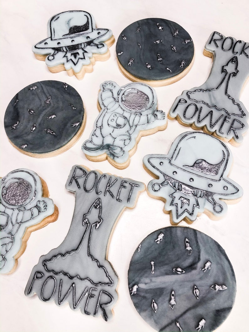 Astronaut Cookie Cutter and Embosser, Space Cookie Cutter, Fondant ...