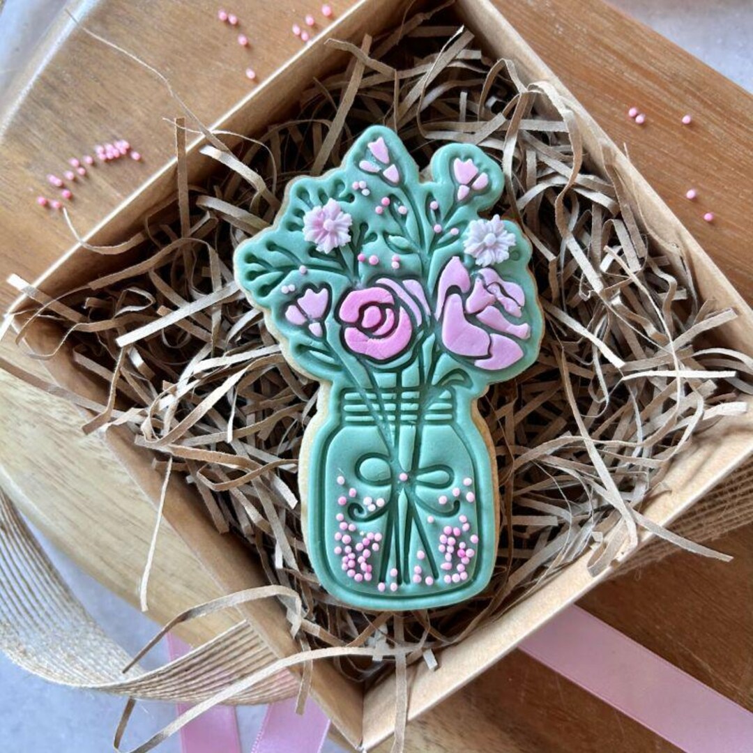 Jar of Flowers Cookie Cutter and Stamp, Happy Mother's Day, Mum Cookie ...