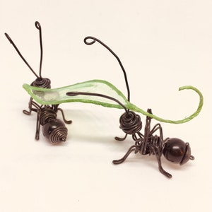 Sculpture of Ants Carrying a Leaf. Working Ants. Anniversary Gift. Gift ...