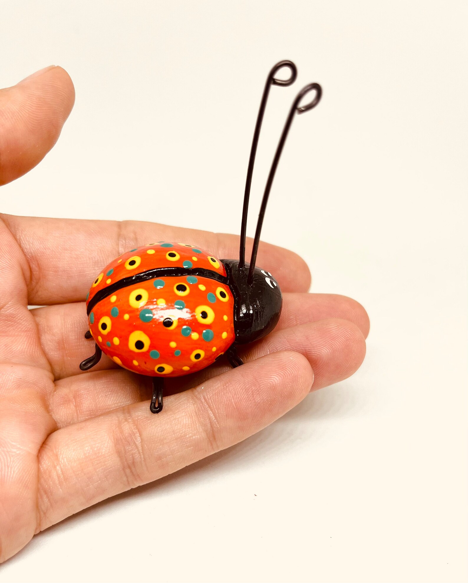 Colored Ladybugs. Insects in Cold Porcelain and Wire. Color Mariets ...