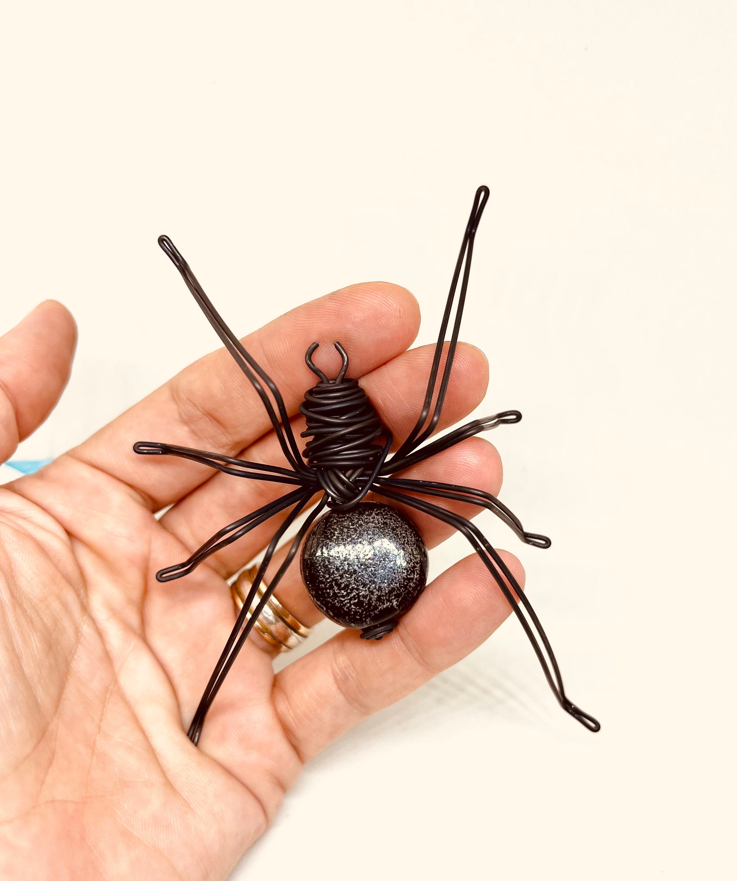 Spider on Wire. Spider Sculpture. Halloween. Wire Figure. Wire - Etsy