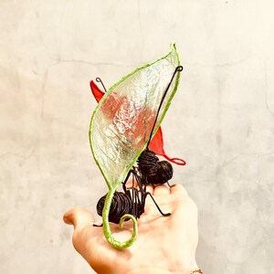 Ant Working, Ant With Green Leaf. Black Ant Ant to Decorate. Wire Ant ...