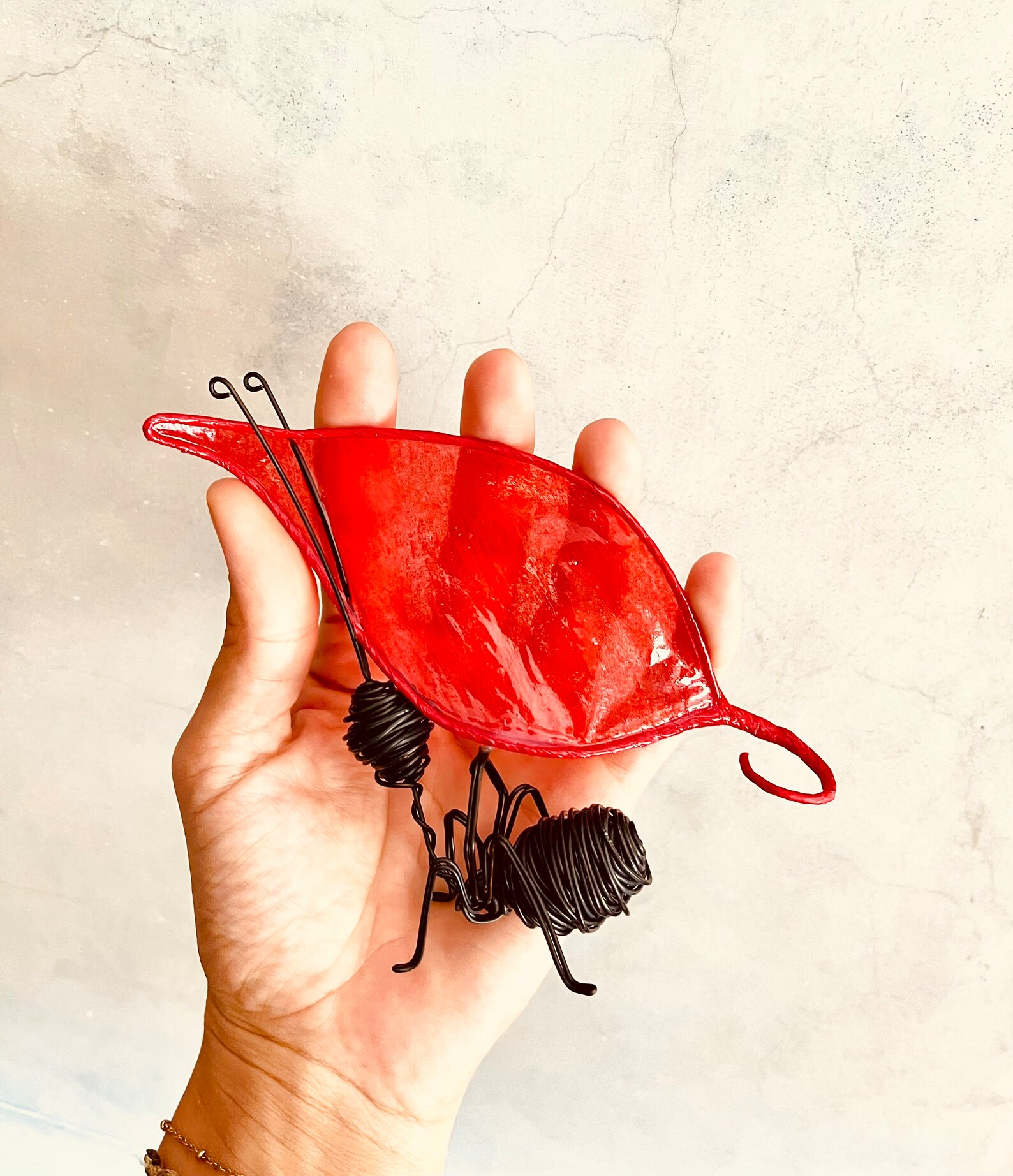 Ant Sculpture Carrying a Red Leaf. Worker Ant. Fighting Ant. Gift for ...