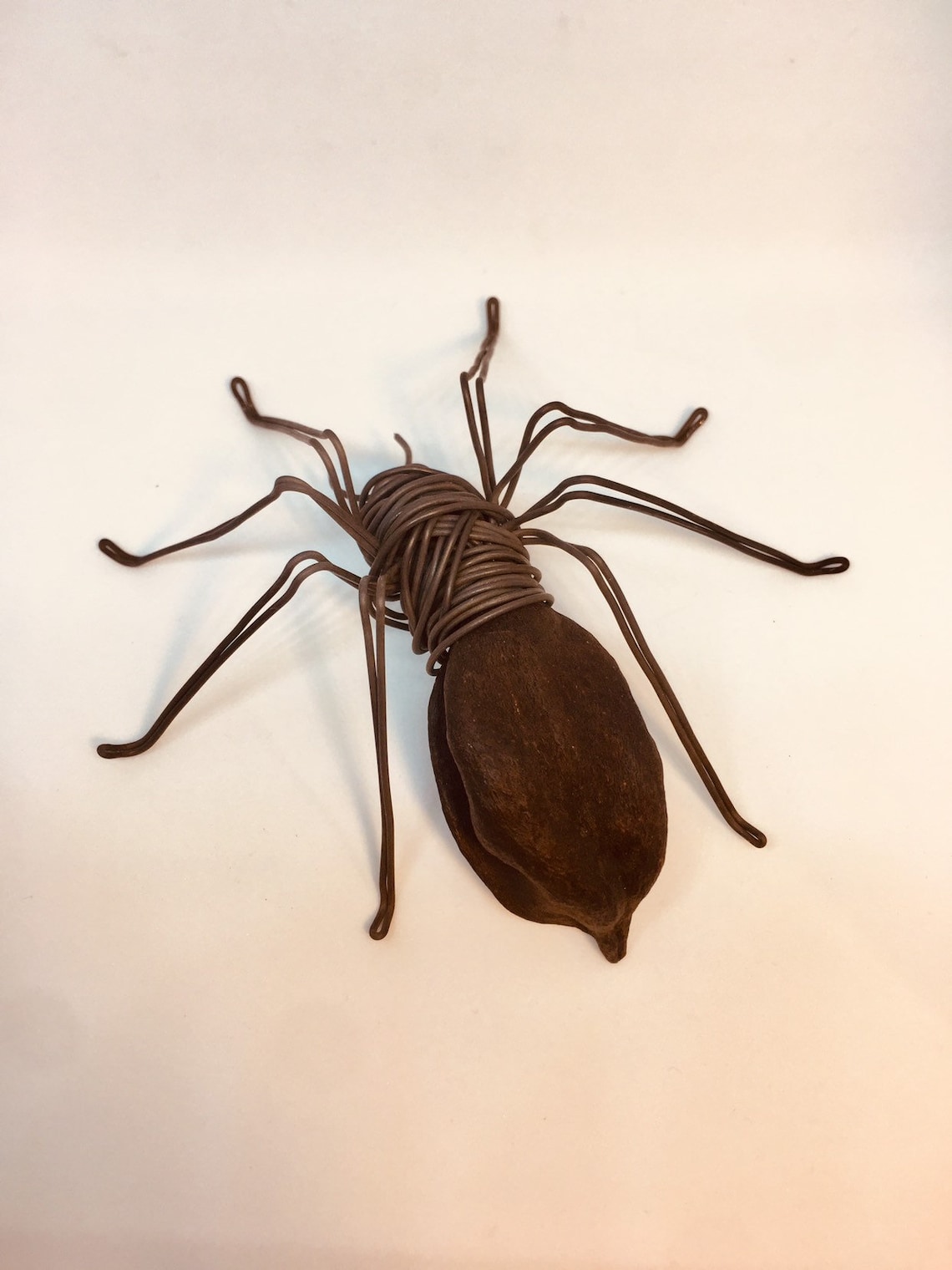 Wire Spider. Spider and Seed Wire Spider With Barcelona Tree - Etsy