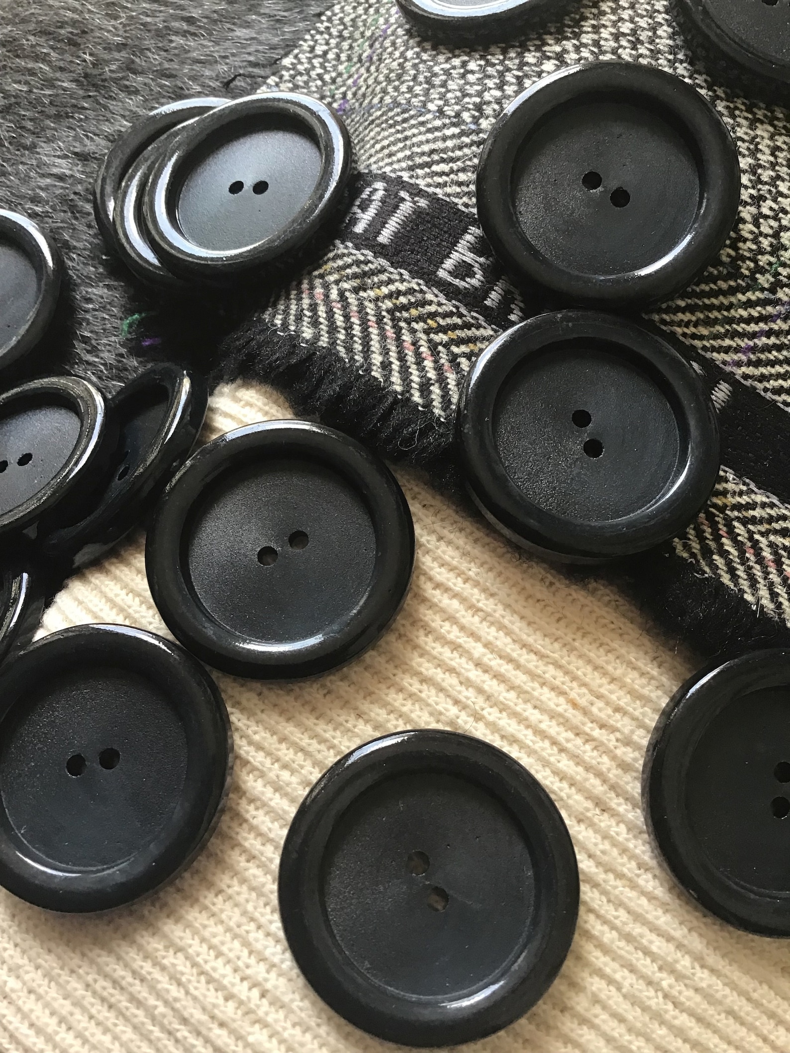 LARGE BLACK Buttons VINTAGE Italian Buttons for Coat / Jacket Buttons ...