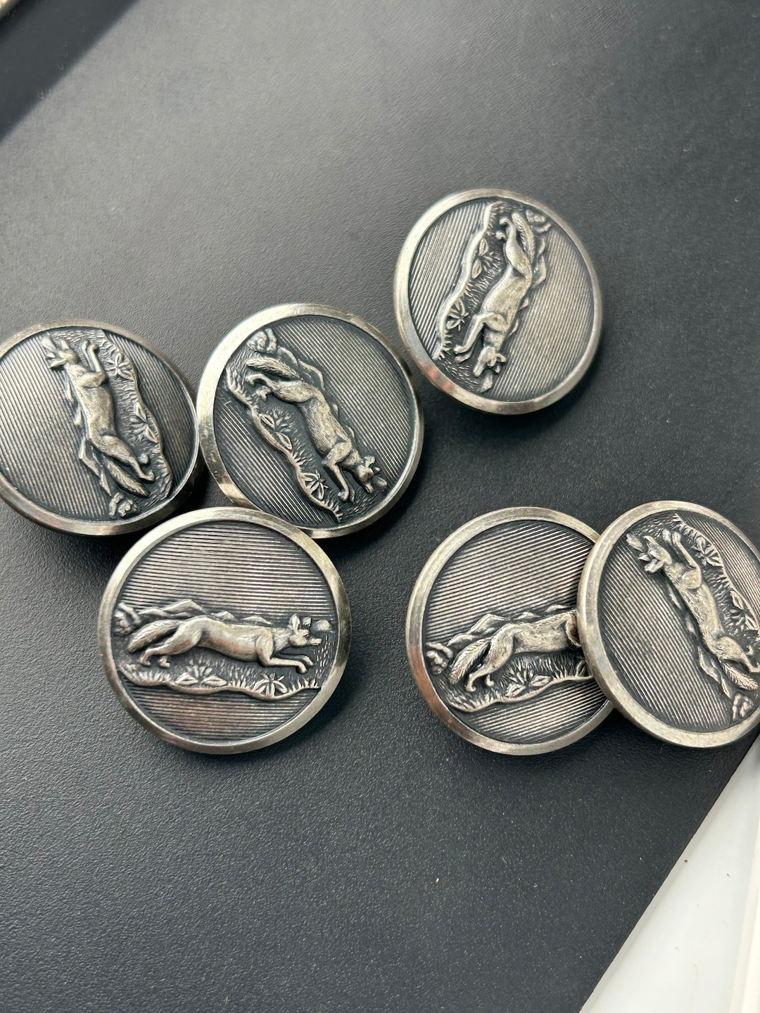ANIMAL EMBOSSED SILVER Metal Buttons 7/8” Metal Shank Buttons #174 - Etsy