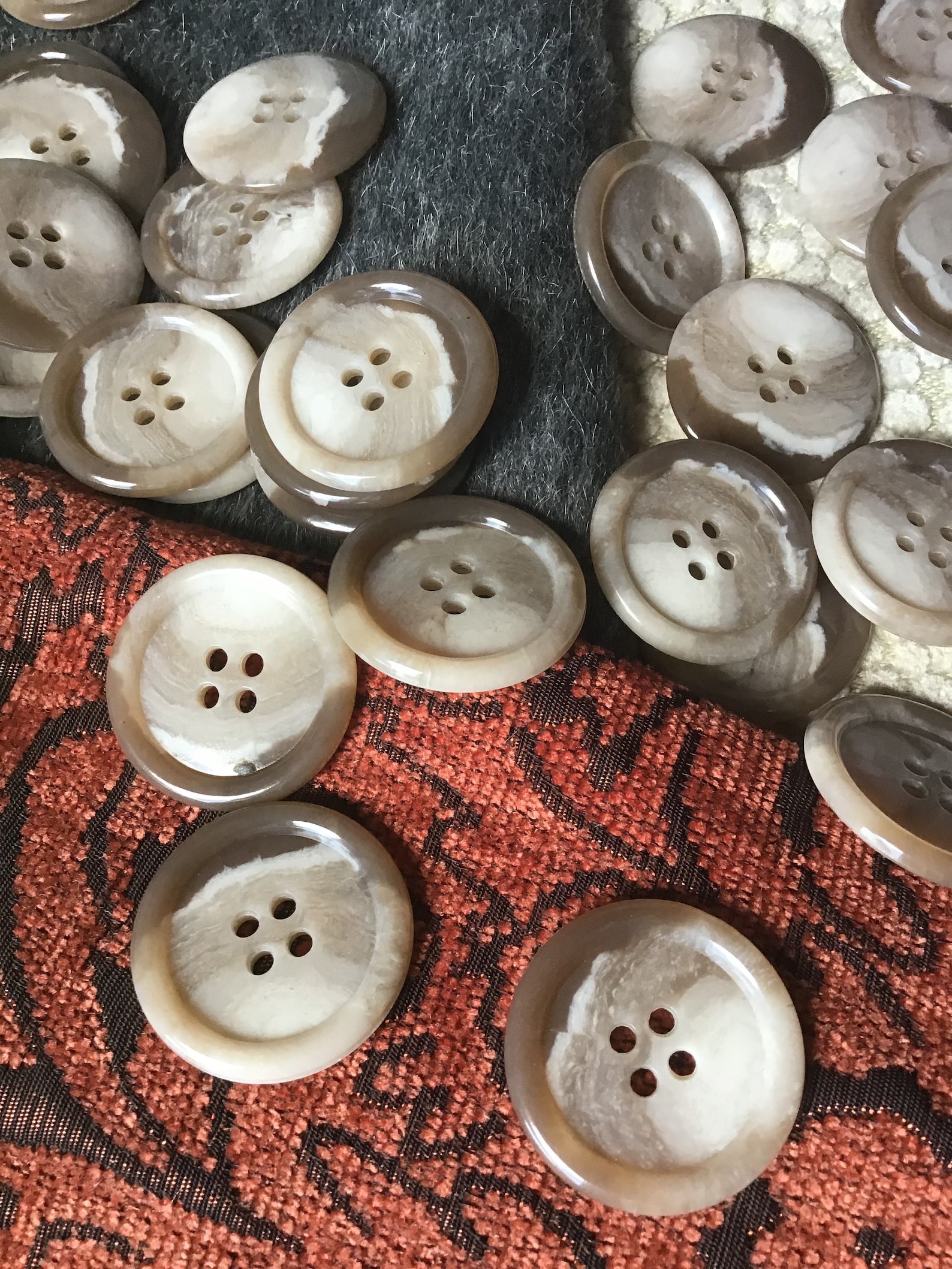 Vintage Italian Taupe Marble-like Buttons: 1-1/8" Sewing Buttons - Etsy