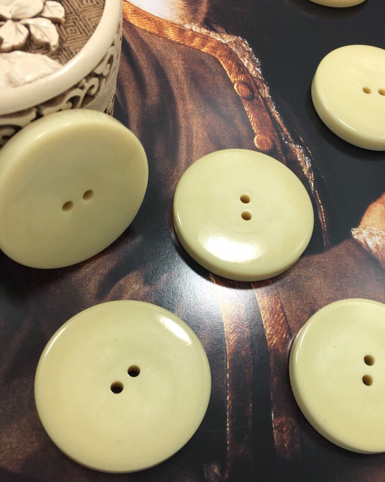 Italian LARGE COAT BUTTONS 60L Ivory Beige Jacket Buttons Vintage ...