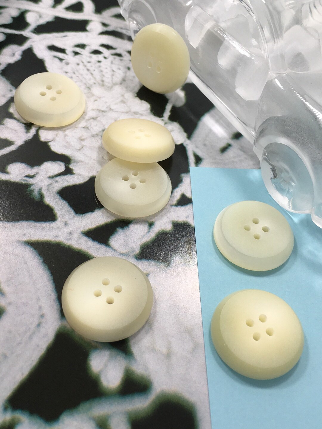 THICK IVORY ITALIAN Vintage Buttons 4 Hole 1" (26mm) 40L Buttons for ...