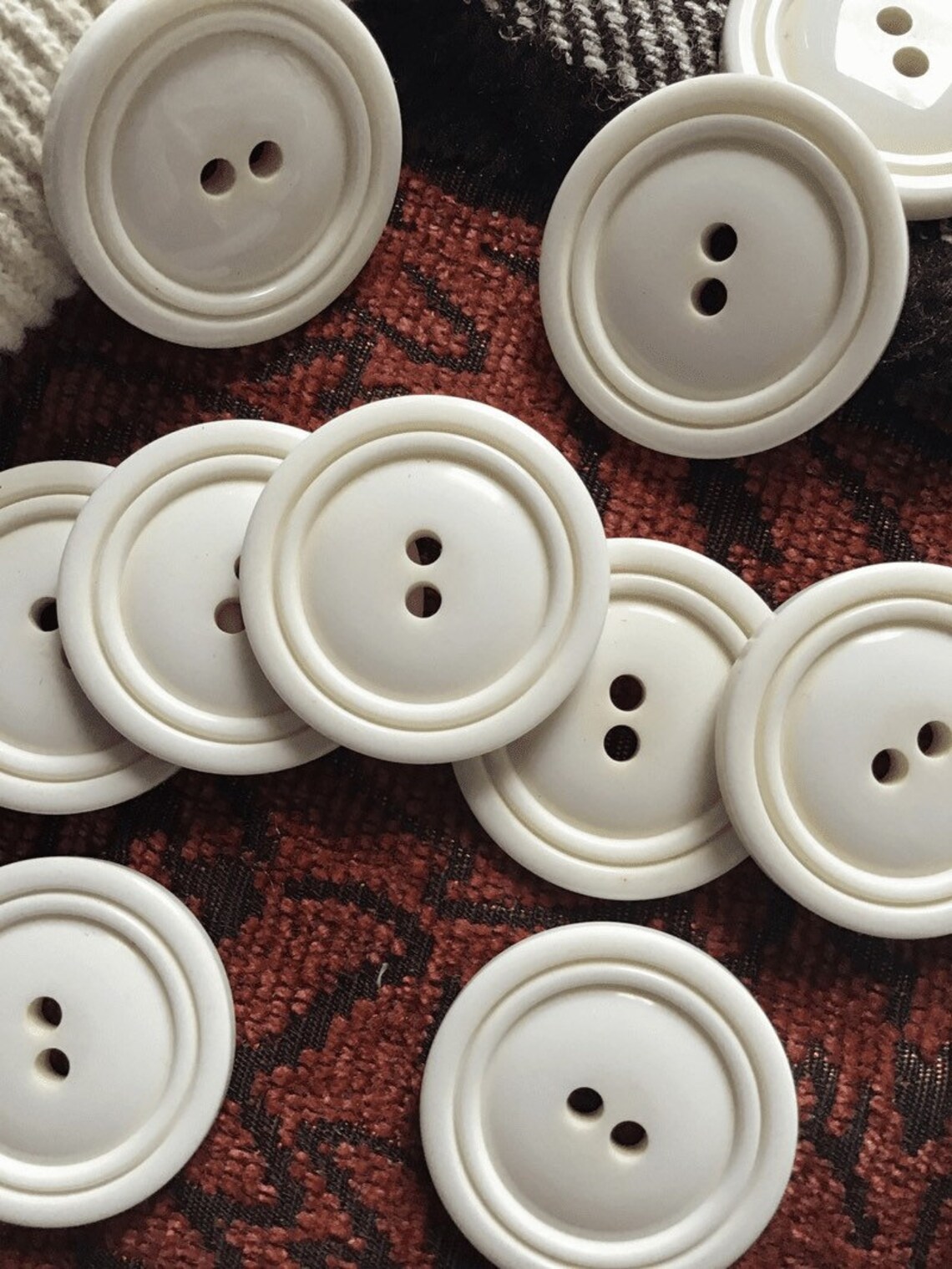 1-1/8 Inch WHITE BUTTONS Vintage 2 Hole White Buttons for | Etsy
