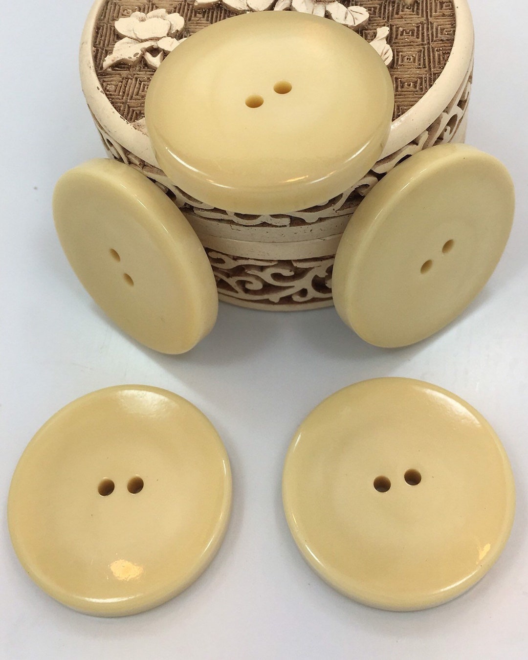 Italian LARGE COAT BUTTONS 60L Ivory Beige Jacket Buttons Vintage ...