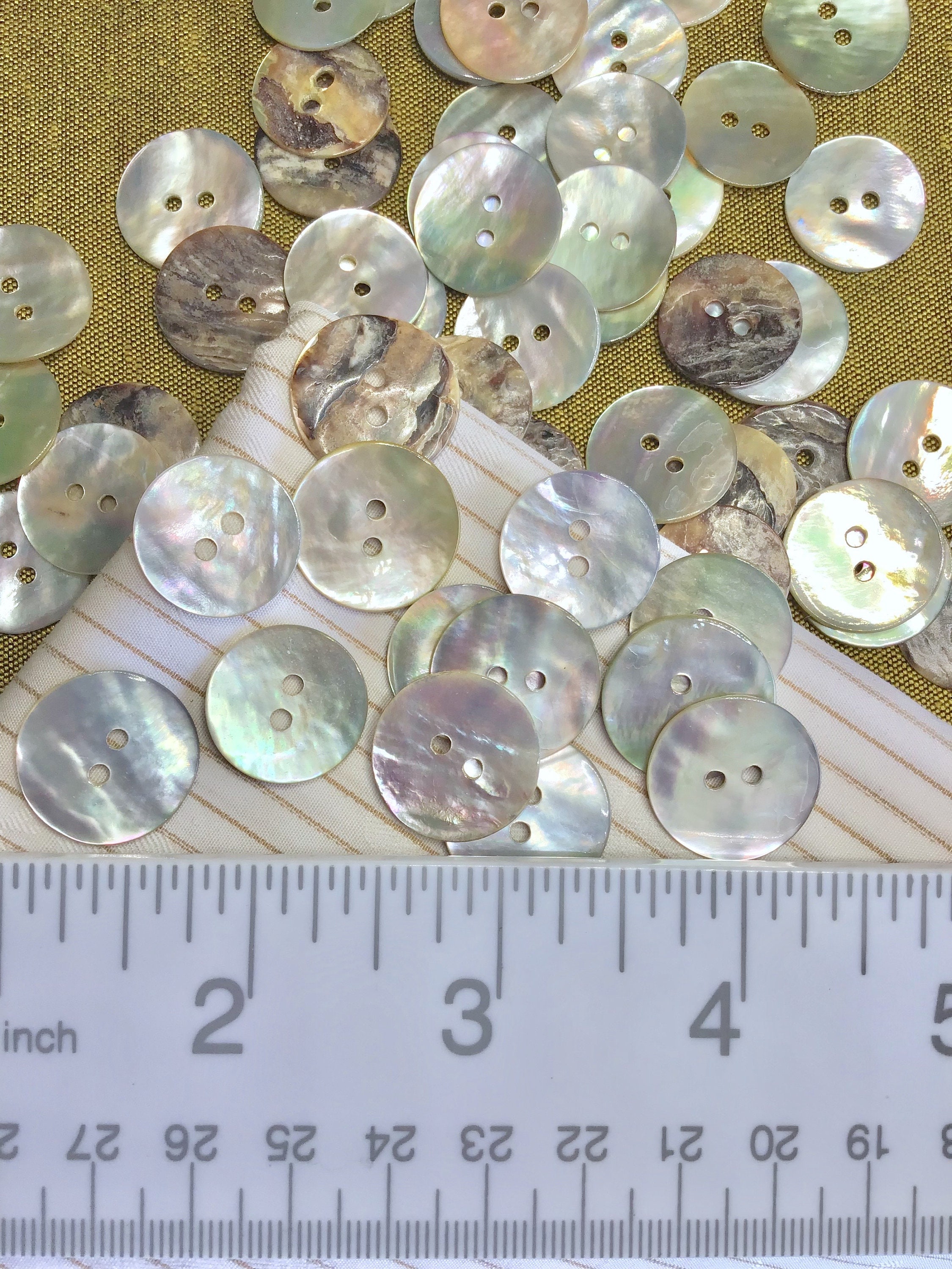 Vintage Mother of Pearl Buttons: 18mm Shell Buttons - Etsy