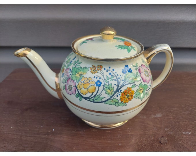 Vintage Sadler Floral Teapot From England - Etsy Canada