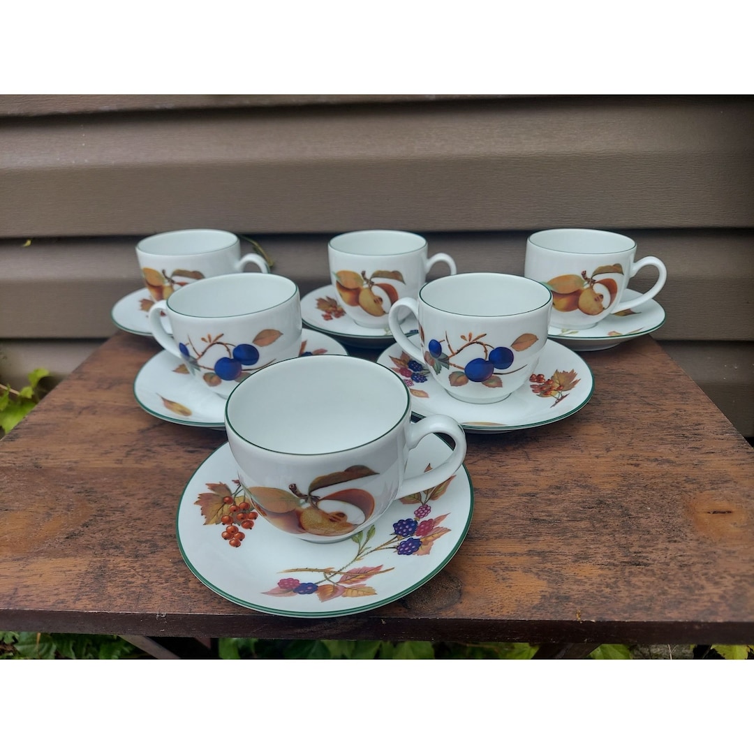 6 Royal Worcester Evesham Vale Cups & Saucers - Etsy