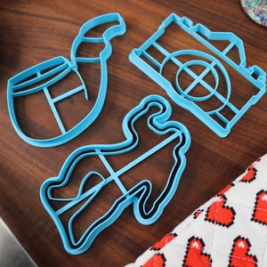 Crime Scene Cookie Cutters - Binoculars, Chalk Body Outline ...
