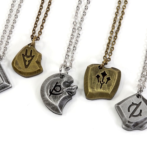 FFXIV Job Locket Style Keychain Final Fantasy XIV Job Stone | Etsy