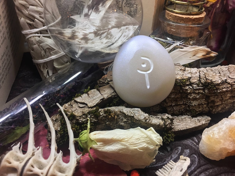 White Mage FFXIV Hand Painted Soul Crystal/whm Job Stone Final - Etsy