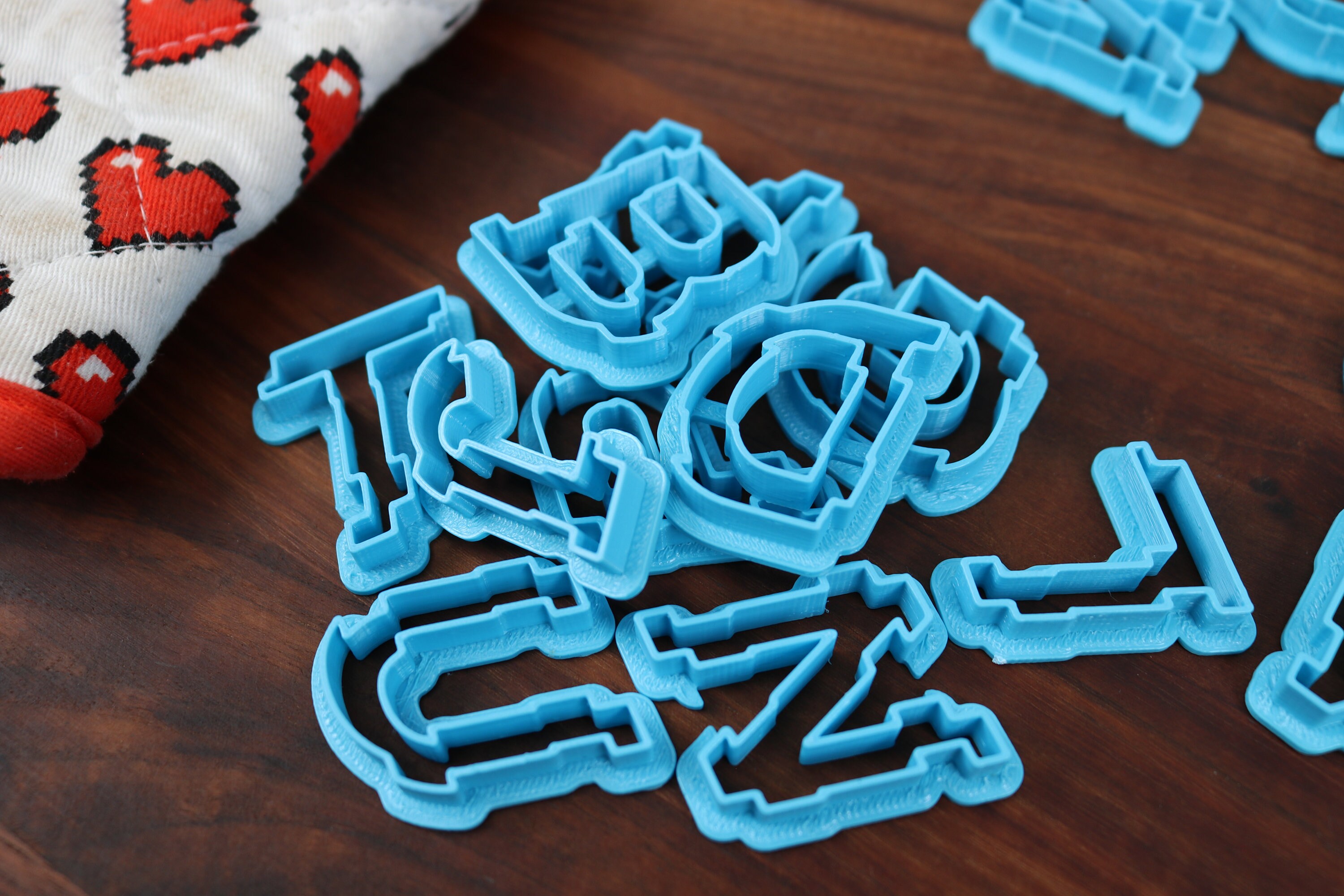 Glitchy Cyberpunk Font Cookie Cutters: Futuristic Cake Letters - Etsy