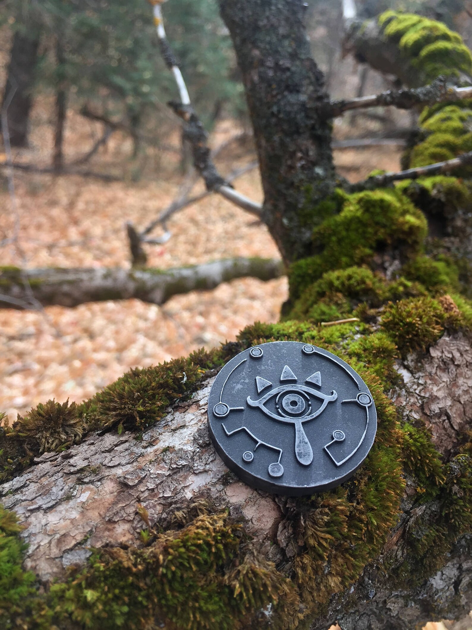 Zelda Sheikah Eye Legend of Zelda Breath of the Wild Necklace - Etsy