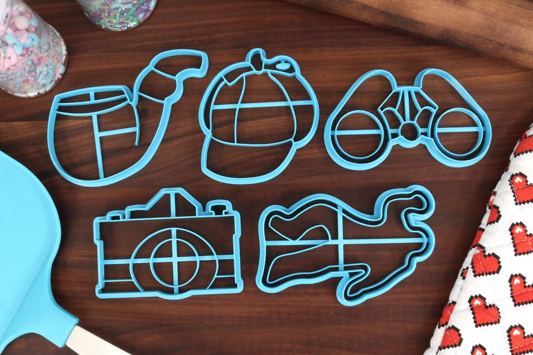 Crime Scene Cookie Cutters - Binoculars, Chalk Body Outline ...