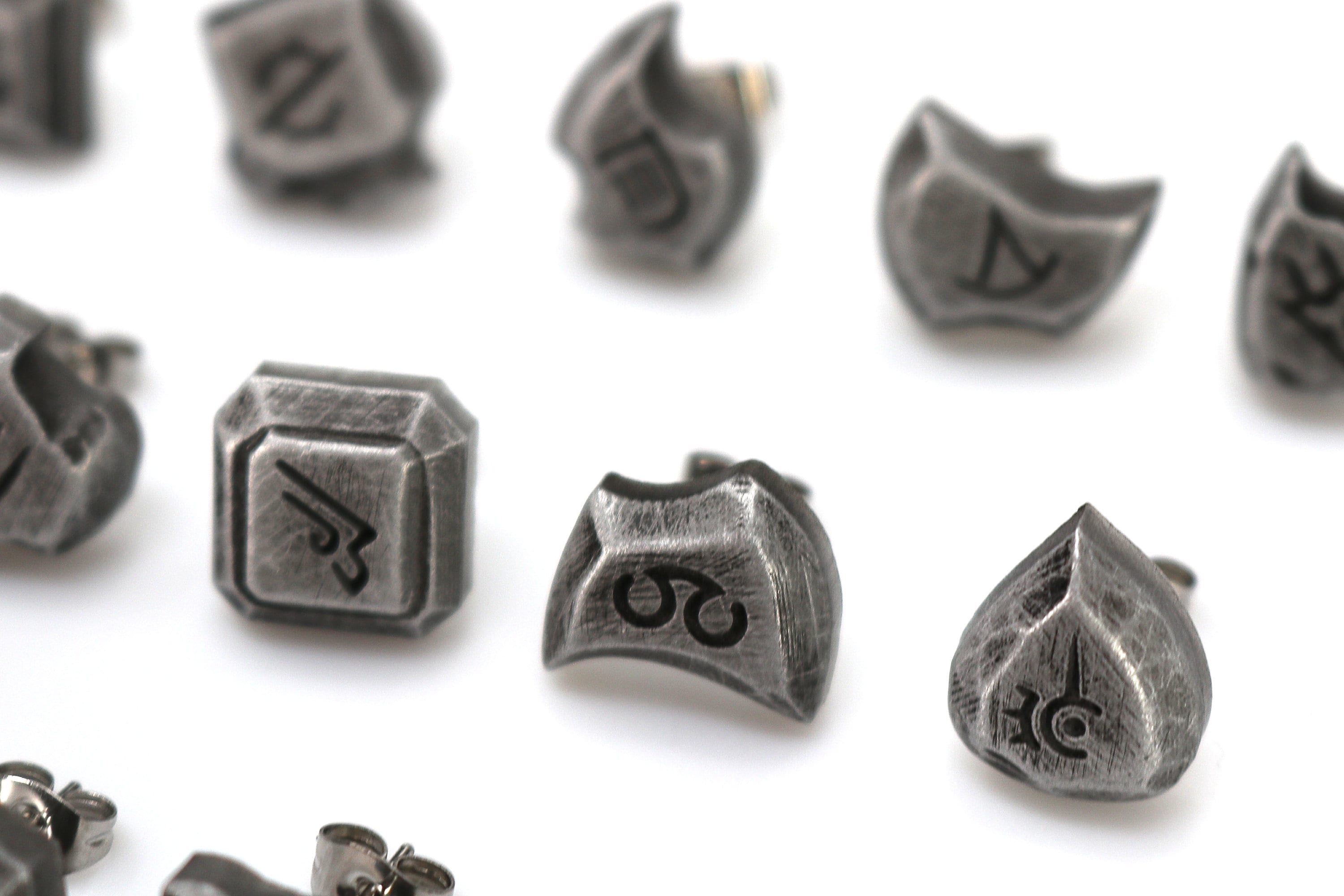 Monk FFXIV Soul Crystal Earrings/job Stone FF14 Final Fantasy - Etsy