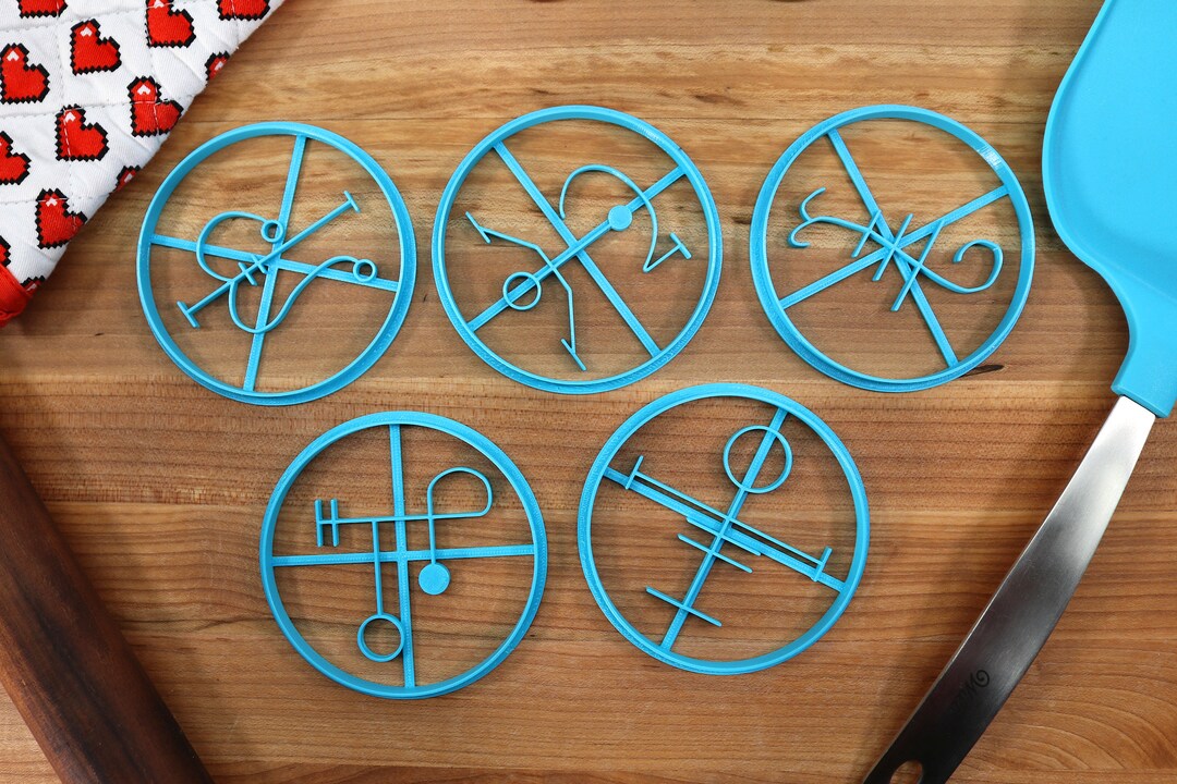 Lovecraft Lesser Servitor Cookie Cutters Set 1 - Tcho Tchos, Shantak ...