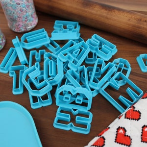 Hollywood Classic Film Style Letter! - FONT Cookie Cutters Set - Cookie ...