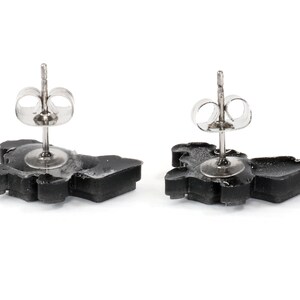 Menace Symbol Earrings Pair - Gogogo Meme Earrings - Anime Gift for ...