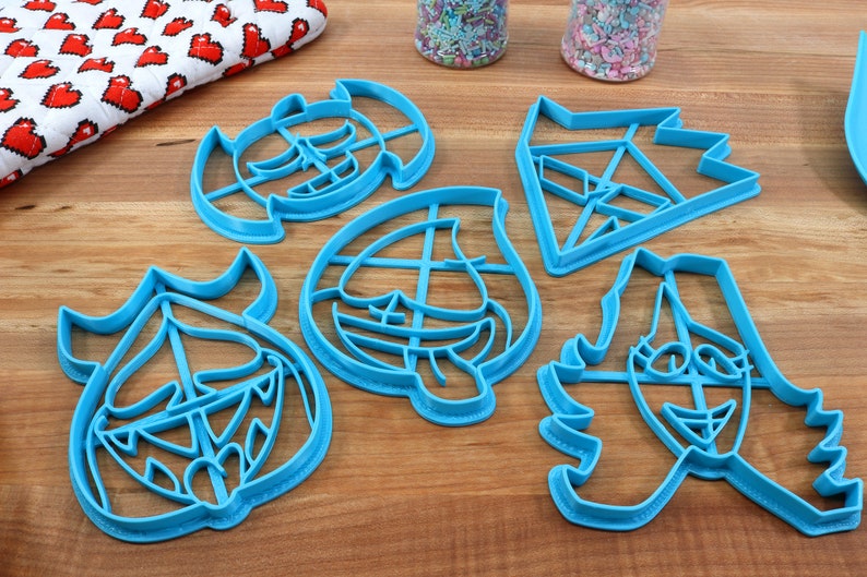 Deltarune Cookie Cutters Side Characters - Lancer, Rouxls, Swatch ...