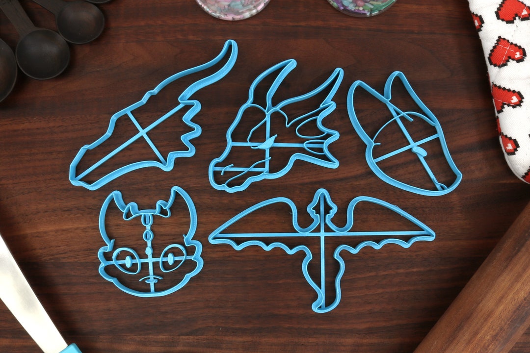 Cute Dragon Cookie Cutters - Dragon Outline, Flying Dragon, Cute Dragon ...