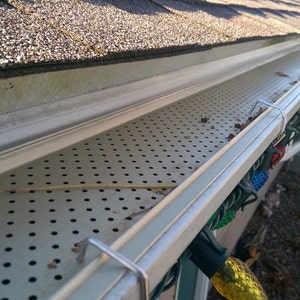 50 Ct Christmas Hook-christmas Light Hanger for Gutters With Mesh or ...