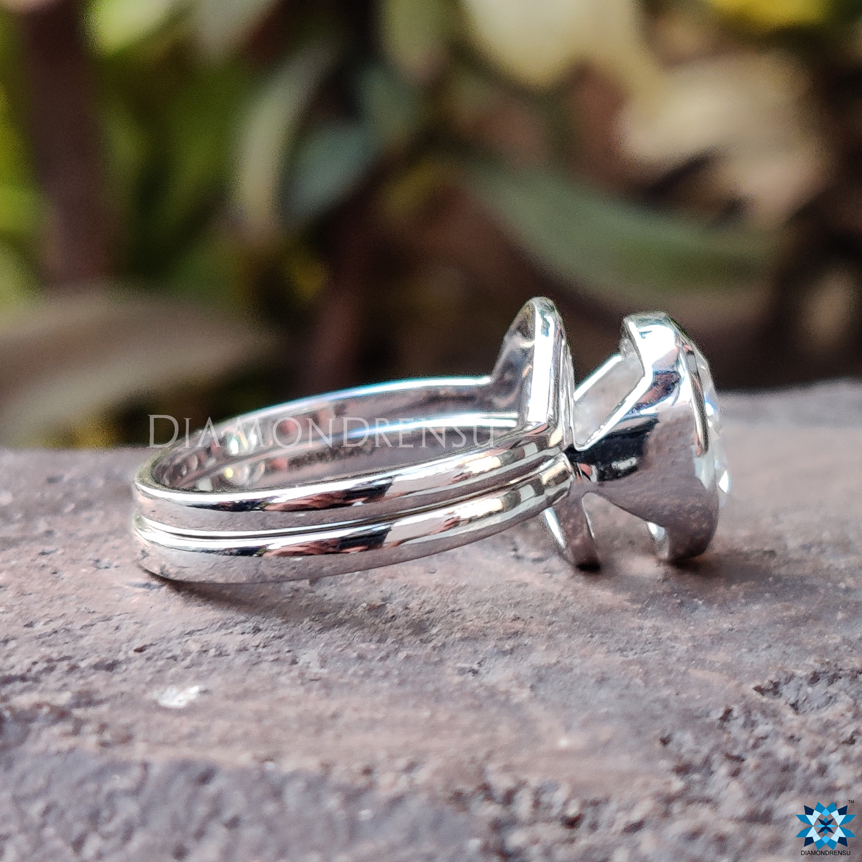 Singular Bezel Set 1.94 CT Oval Moissanite Engagement Ring Looking ...