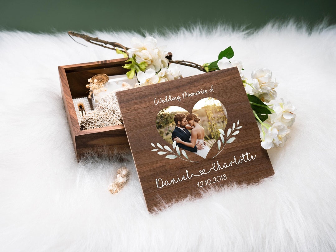 Wedding Keepsake Box, Personalized Wooden Memory Box, Custom Wedding ...