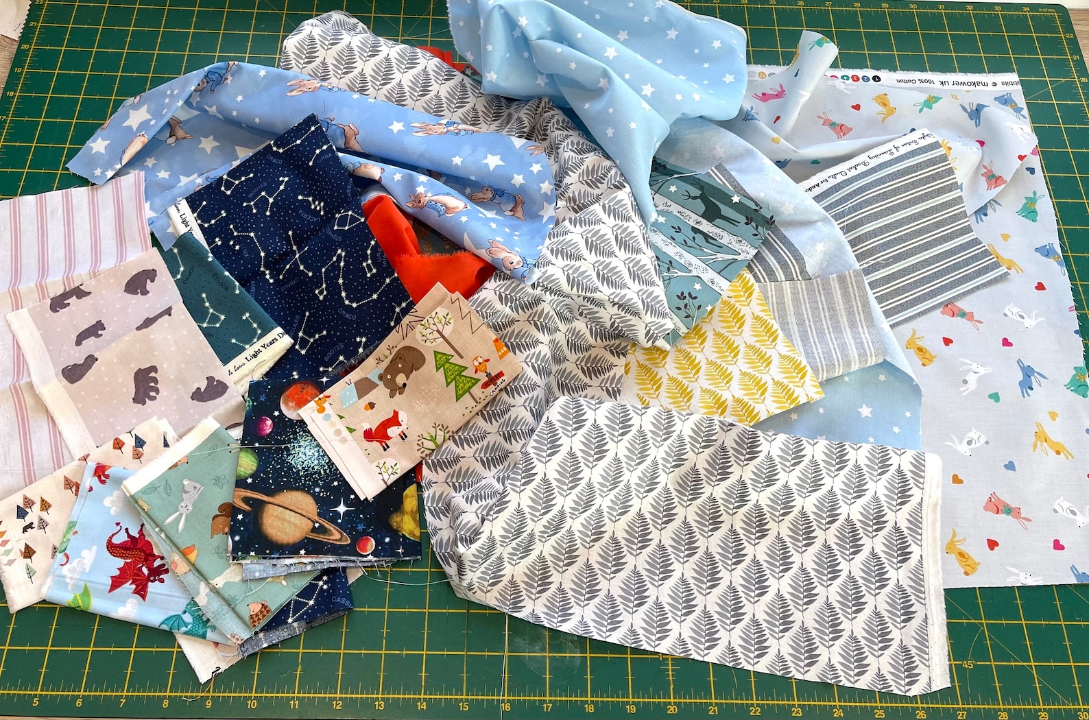 Fabric Offcuts Fabric Remnants Fabric Scraps Mixed Fabrics - Etsy UK