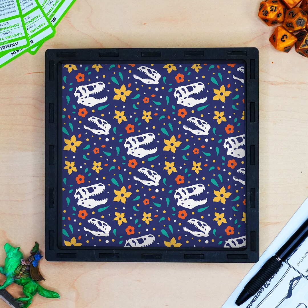 Dinosaur Fossils Dice Tray, Skull Gaming Dice Box, Black Wooden Dice ...