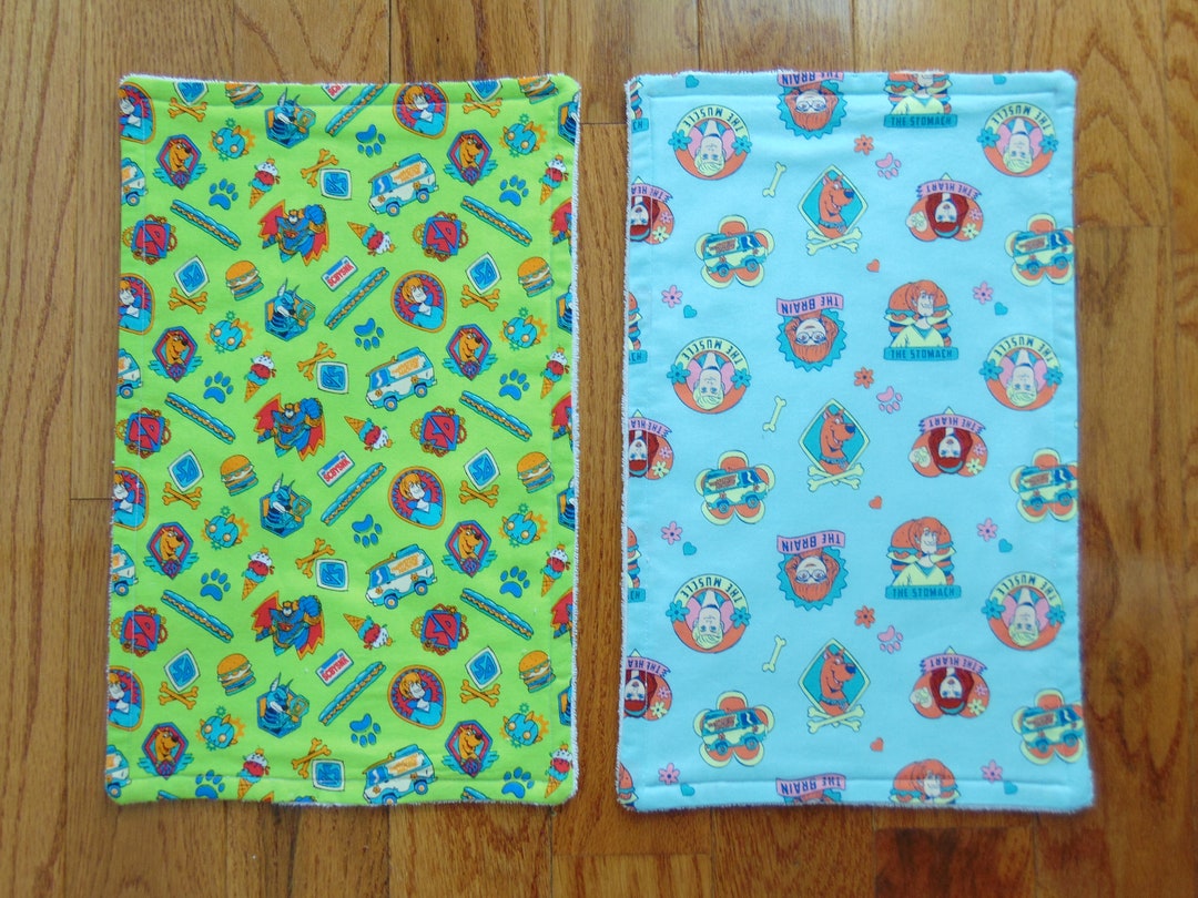 Set of 2 Scooby Doo Burp Cloths - Etsy