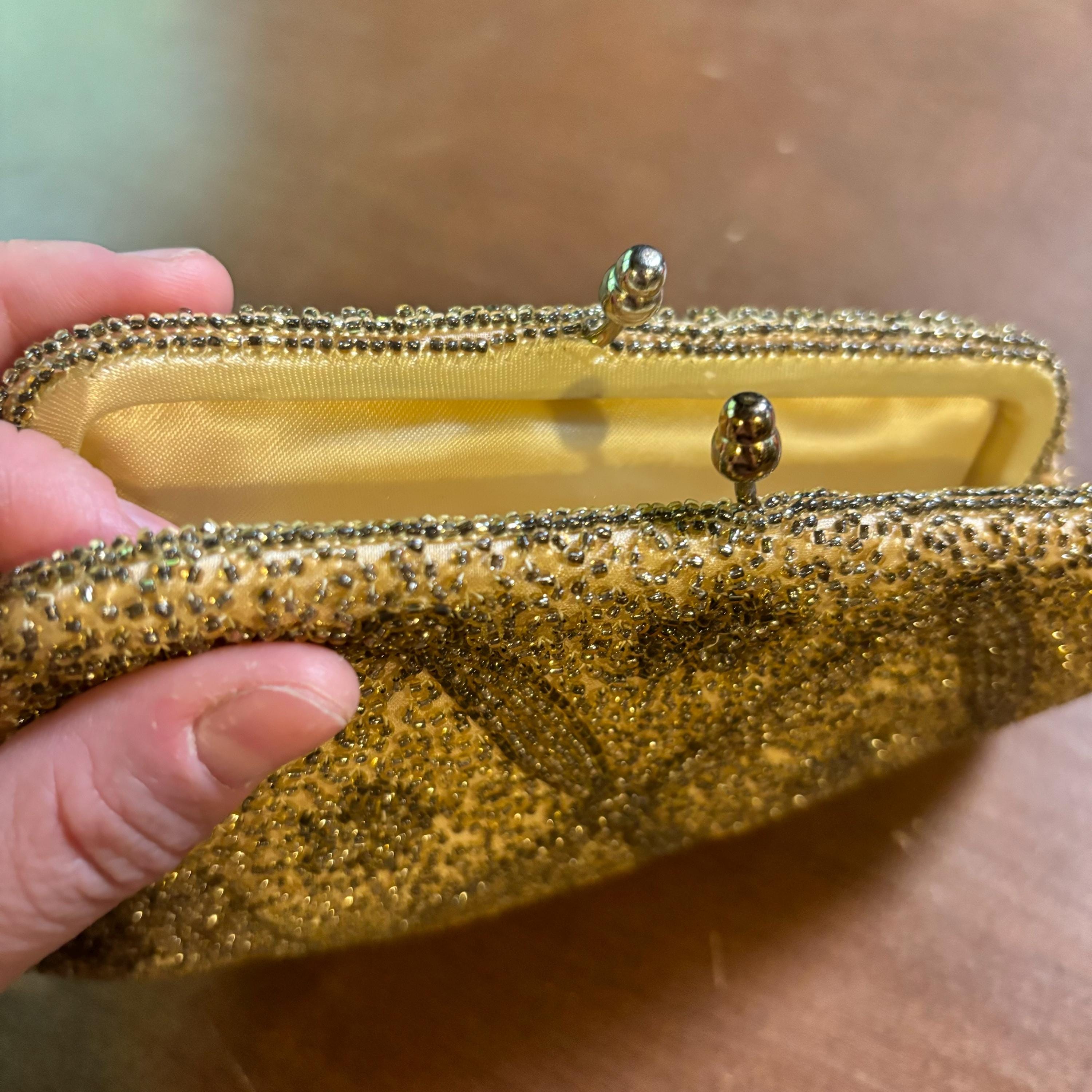Vintage RICHERE Clam Shell Clutch Purse Evening Bag Sparkle Shine Gold ...