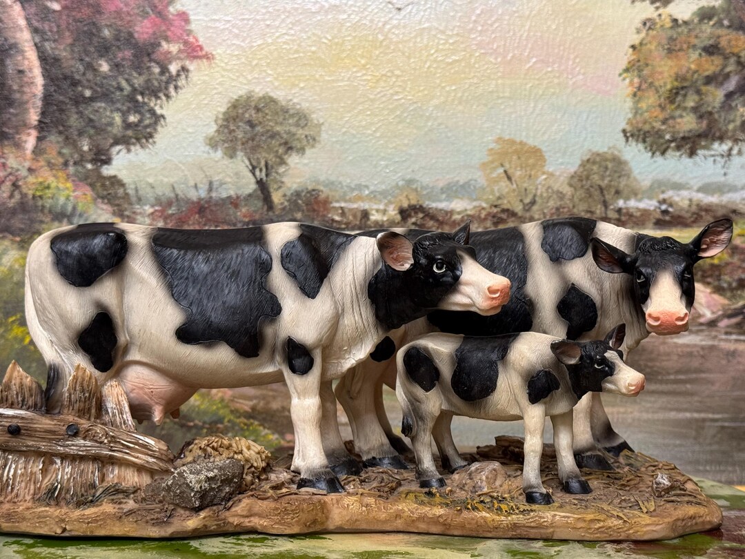 Two Holstein Dairy Cows and Calf Resin Figurines on Base 11.5" - Etsy
