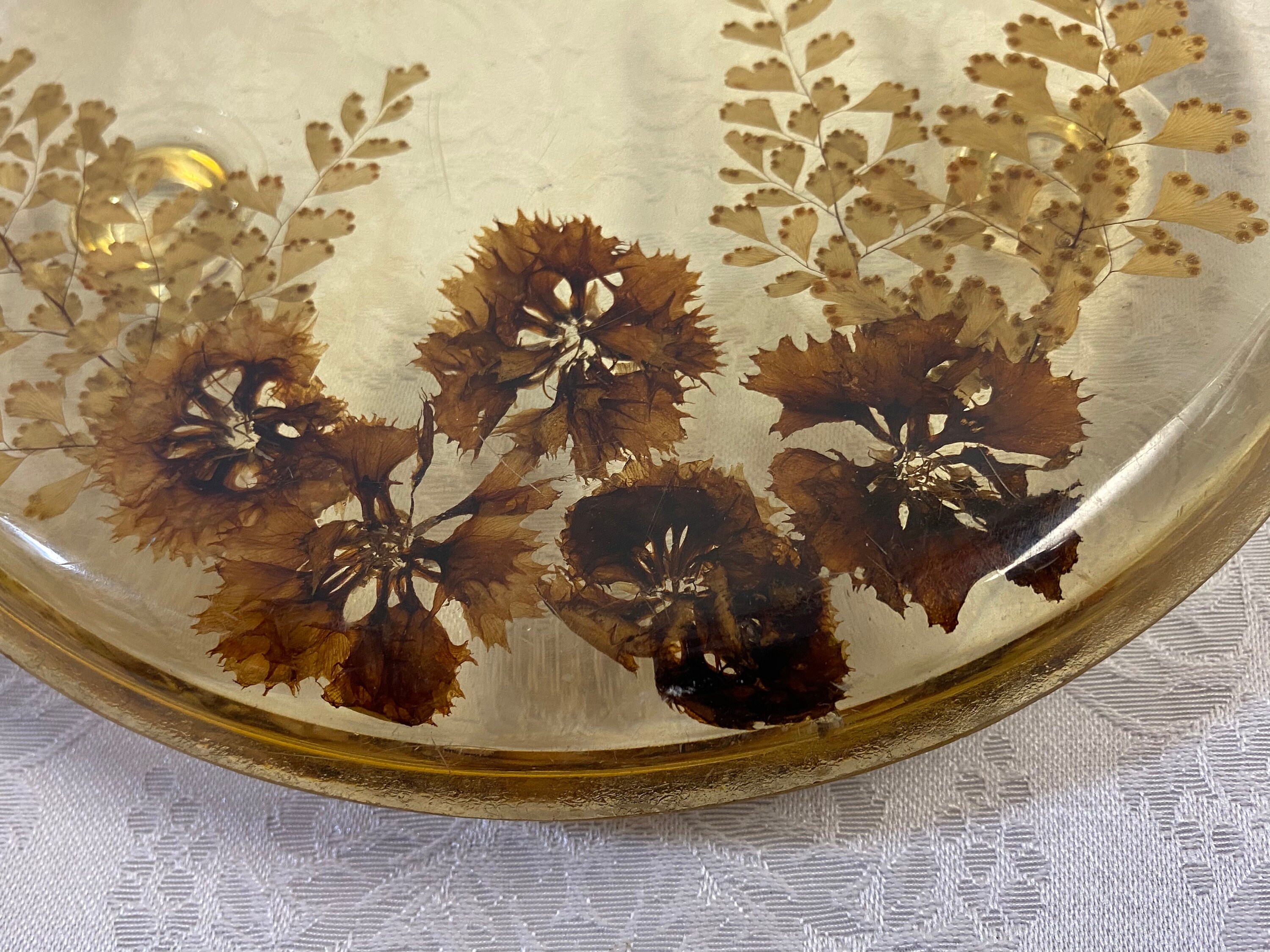 Round Lucite Trivet With Imbedded Floral Elements - Etsy