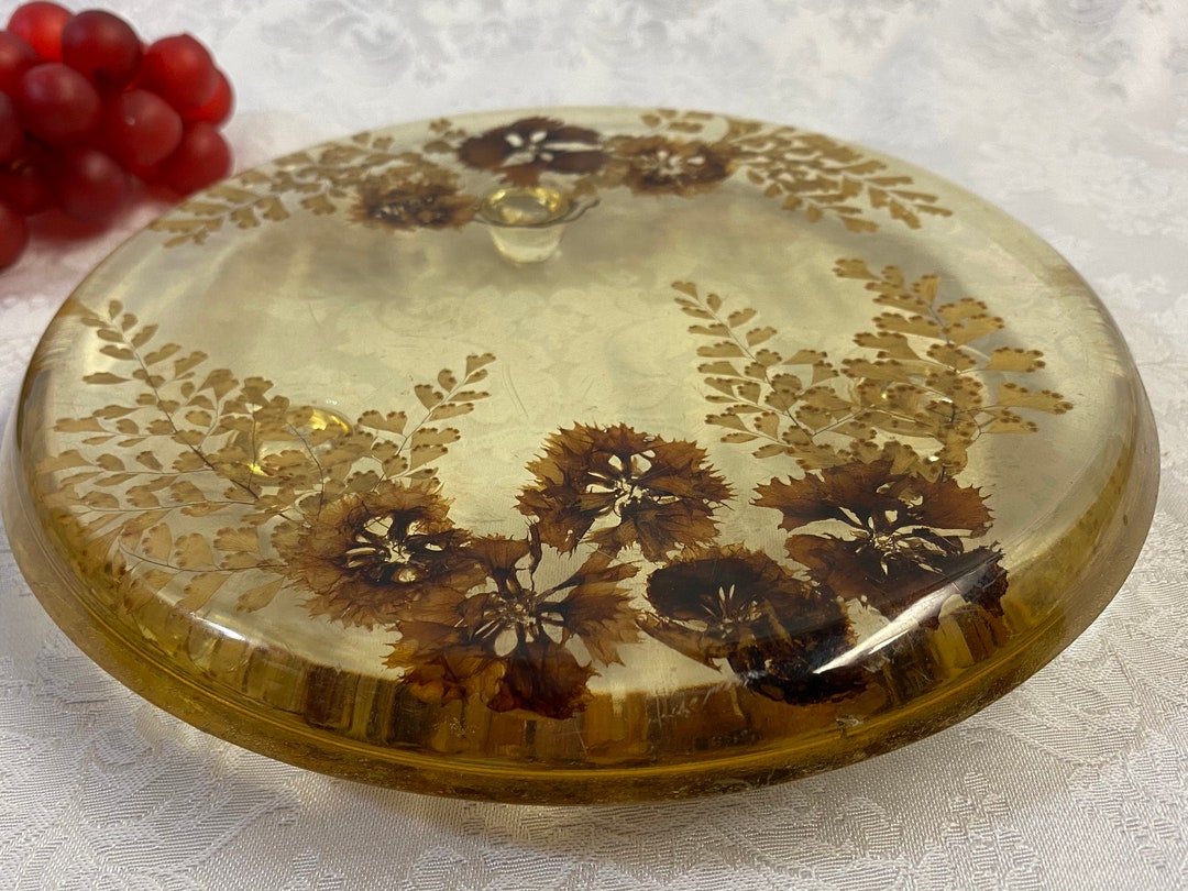 Round Lucite Trivet With Imbedded Floral Elements - Etsy