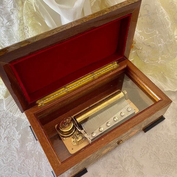 Swiss Music Boxes - Etsy