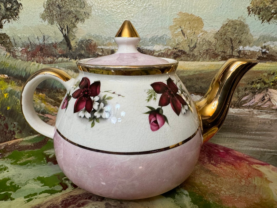 Gibsons Teapot Staffordshire England Porcelain China Teapot W811 1950's ...