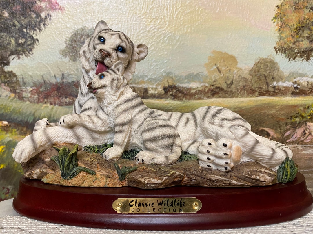 Vintage White Tiger and Cub Hard Resin Figurine on Wood Base Classic ...