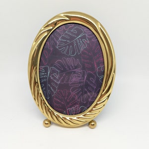 Vintage Fancy Oval Brass Frame / Solid Brass Picture Frame Oval 3.5 X 5 ...