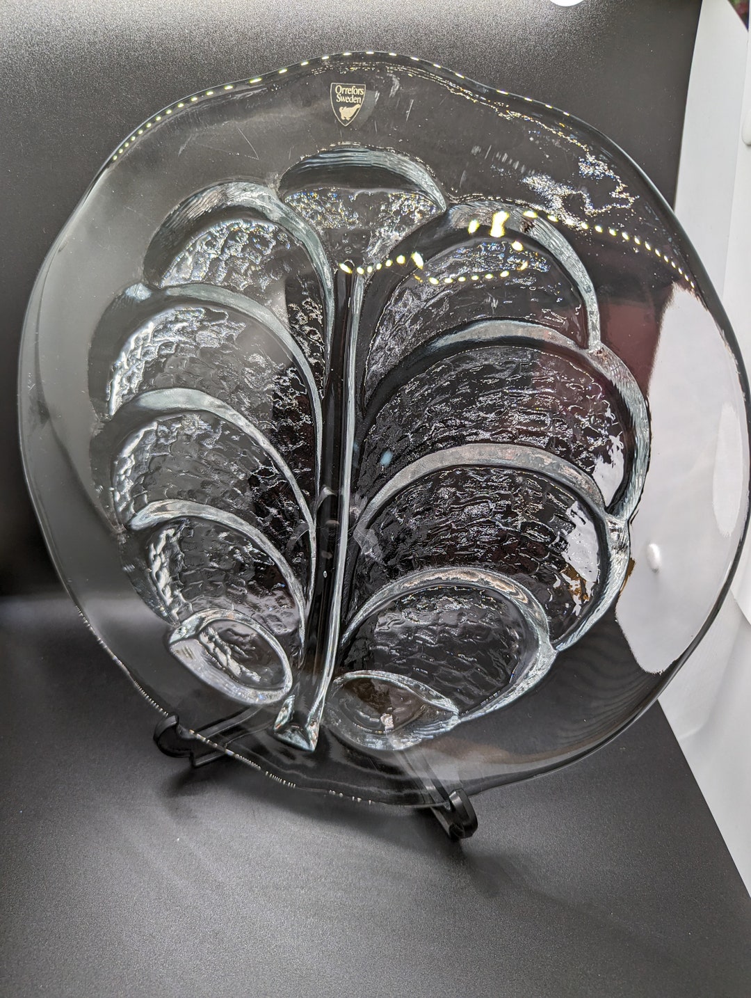 Orrefors, Eden, Cabbage Leaf Glass Cheese Serving Tray / Platter 12 1/2 ...