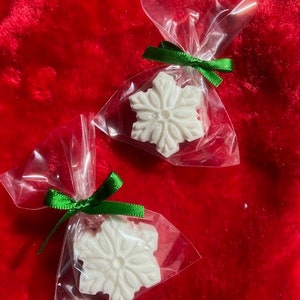 Mini Snowflake Soap Favors, Christmas Soap Favors, Stocking Stuffers ...